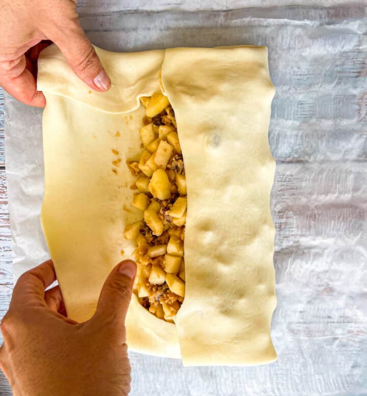 German Apple Strudel Recipe with Puff Pastry