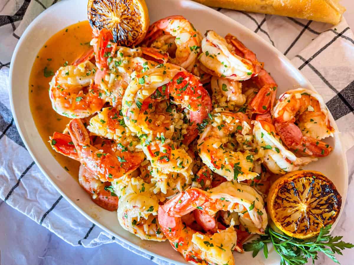 Perfect Shrimp Scampi Recipe Without Wine (20 minutes!)